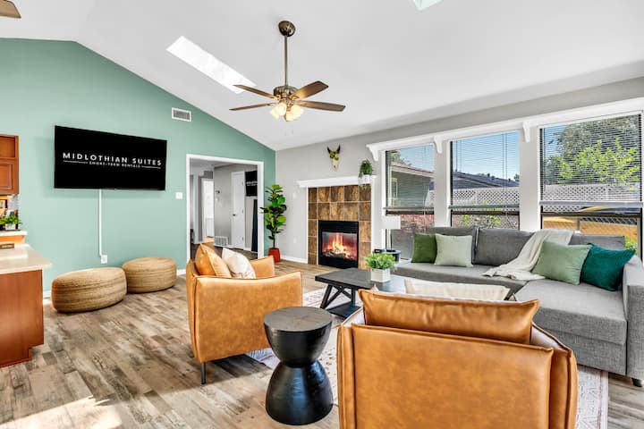 Double Unit, Fenced Yard, Mins To Dal | Tmd - Irving