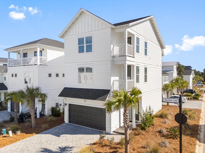 Inlet Beach Home 1/2 Mile To Bch, Golf Cart Rental - Rosemary Beach, FL