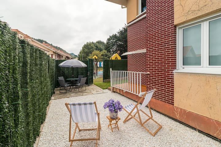 Bajo Con Jardin Costa Quebrada - Astillero