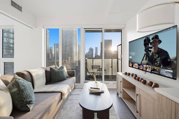 Bright 2br Condo W Patio Central Toronto Retreat - Toronto