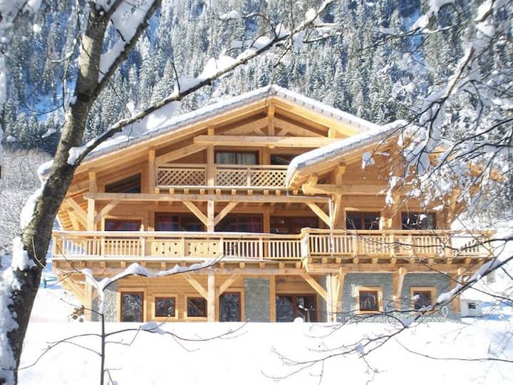 Chalet Châtel, 8 Pièces, 14 Pers. - Bernex