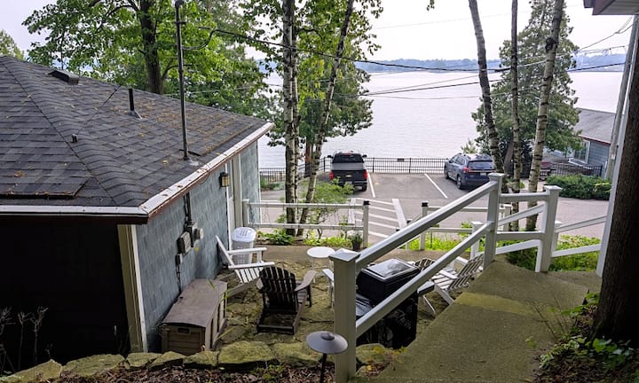 Elm Cottage At Cliff Dwellers Resort - Sturgeon Bay, WI