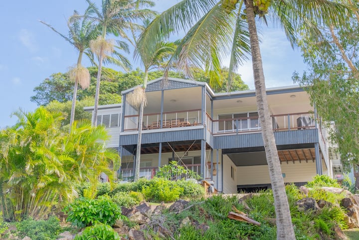 The Palm House - North Stradbroke Island