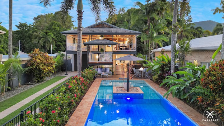 Paradise Holiday Co - The Arlington Beach House - Cairns