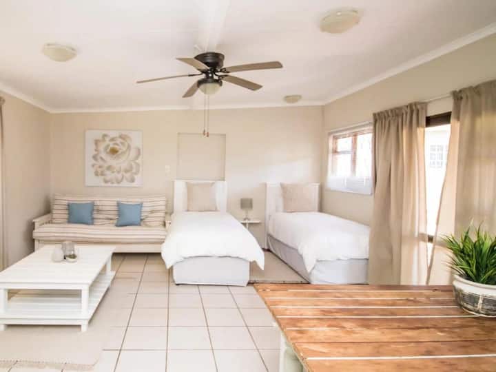 Little Rose Cottage 2 - Gqeberha