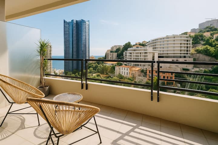 Qult • Oscar • View Over Monaco - Monte Carlo