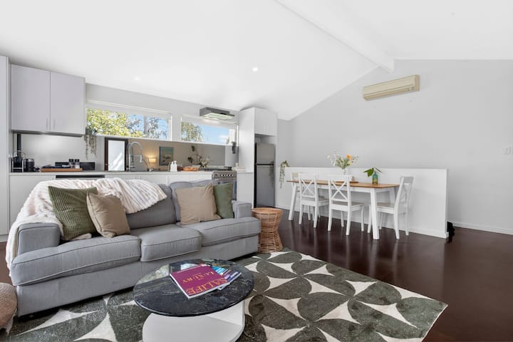 Koora Nest—secluded Bushland Escape In The Hills - Stirling, SA, Australia