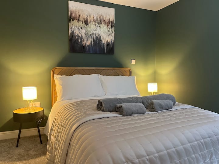 Luxury One Bedroom Apartment - Northampton, UK