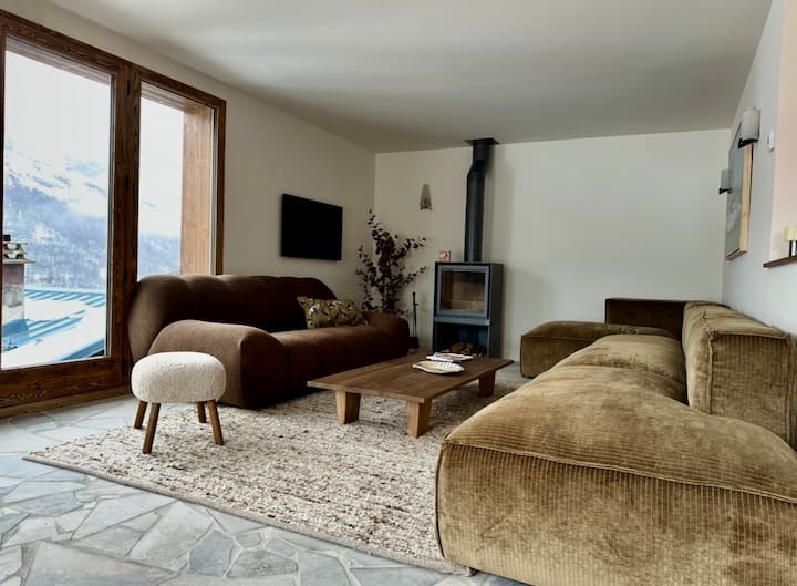 Chalet 220 M2 15 P Centre Village 3 Vallées - Savoie