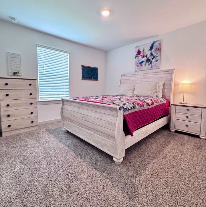 Newly Built Home! Spacious & Comfortable 4br 2ba - ボーモント, TX