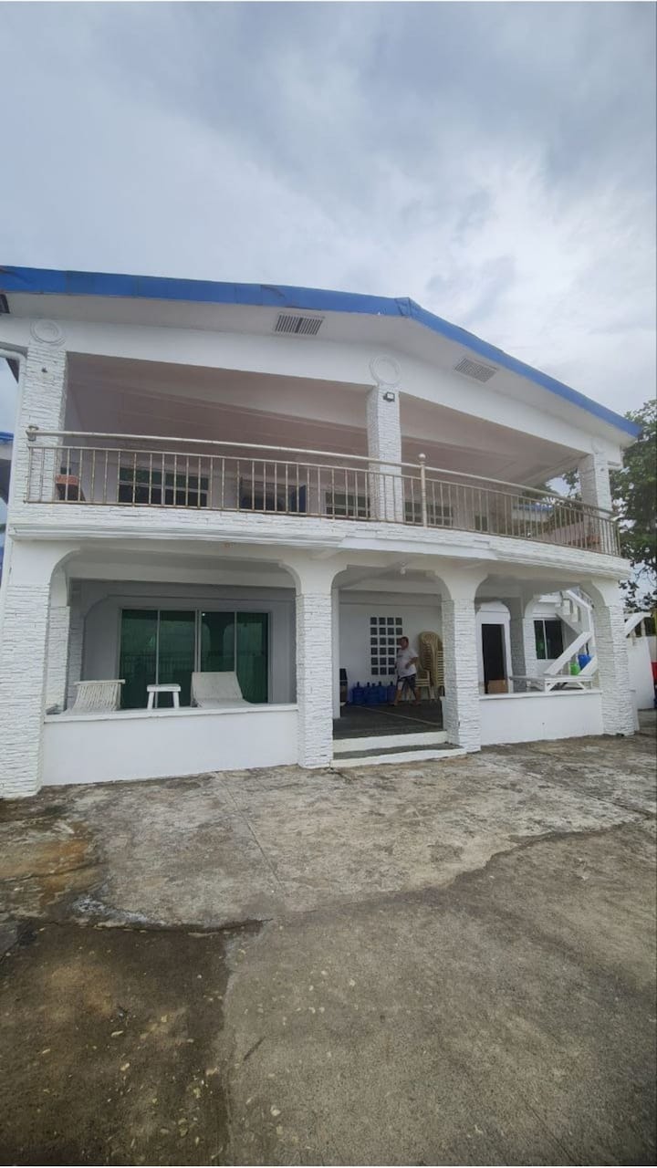Stunning Villa In Balayan Batangas With Private Po - Balayan