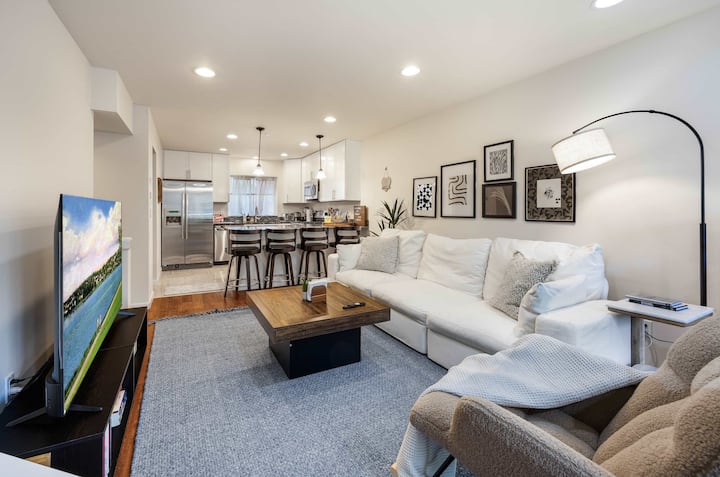 Green Lake 3br Retreat, Rare Large Garage - Seattle, WA