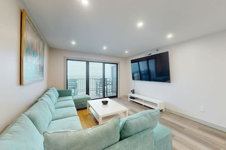 3 Br | Ocean Front | Balcony | Shared Pools - Ocean City, MD