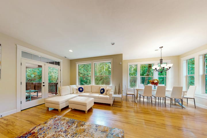 4 Br | Upscale | Forest Edge - Eugene, OR