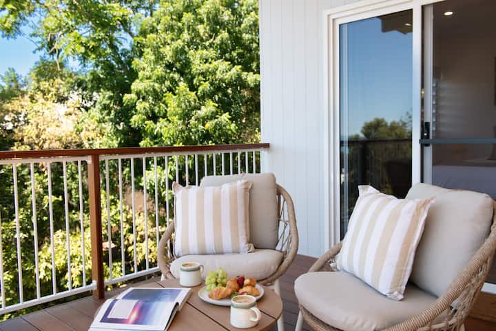 Orana Coastal Retreat - Airlie Beach