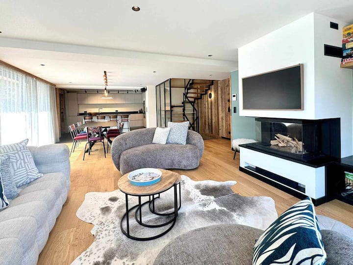 Chalet Méribel, 8 Pièces, 12 Pers. - Les 3 Vallées