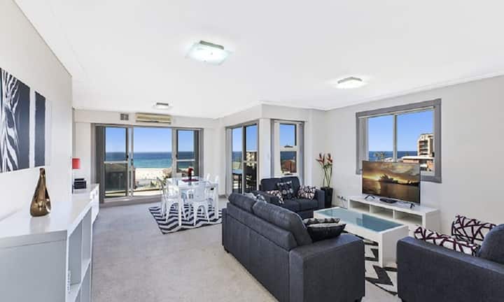 Ocean View Escape | Pool, Spa & Central Location - Central Coast