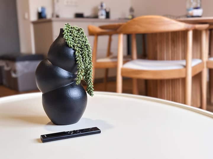 Apartment | Stylish 2-bedroom Retreat | Breakfast - Celle