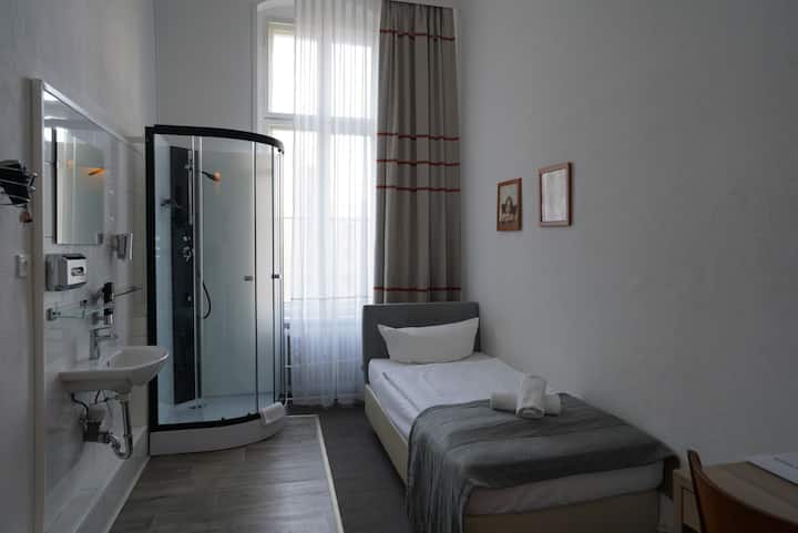 Practical Single Room Near S-charlottenburg - Berlín