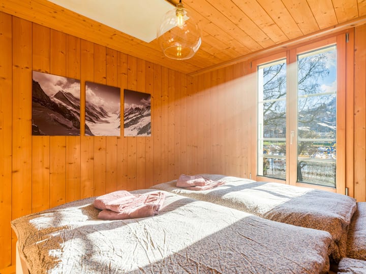 Lakefront Apartment In Spiez Bay - Spiez