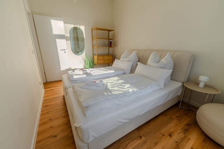 Stylish Suite In Celle | Business | Breakfast - Celle