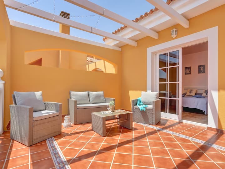 Gabrielle - Castillo Caleta de Fuste