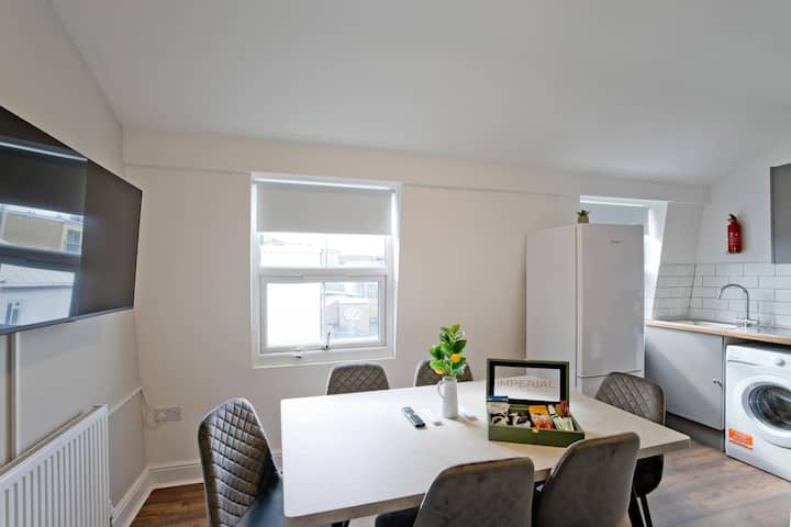 2 Bedroom Apartment - Stylish East London Getaway - Londres