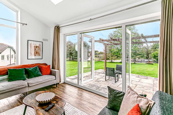 Bright & Spacious 2 Bed Holiday Chalet In Sidmouth - Branscombe
