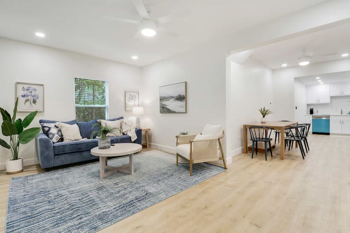 New Downtown Cottage On Camden #1 - 스튜어트