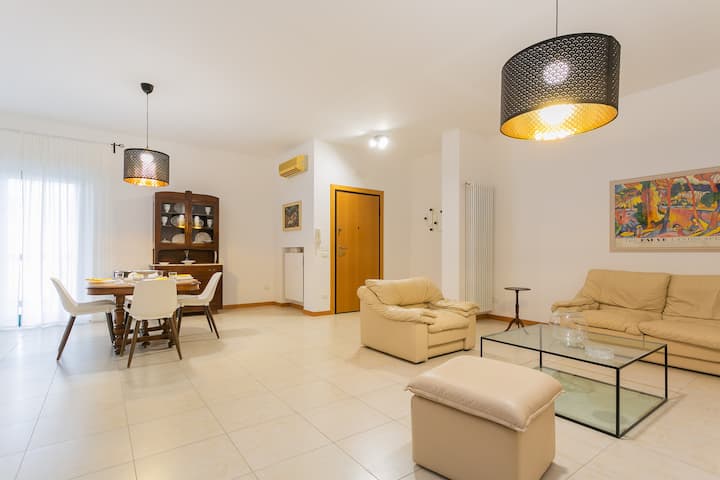 Rest Apartment By Apulia Accommodation - Bari