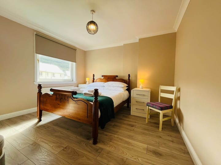 Colls Home - Fort William