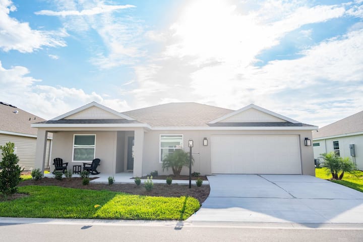Well Point Cottage- Brand New! - Wildwood, FL