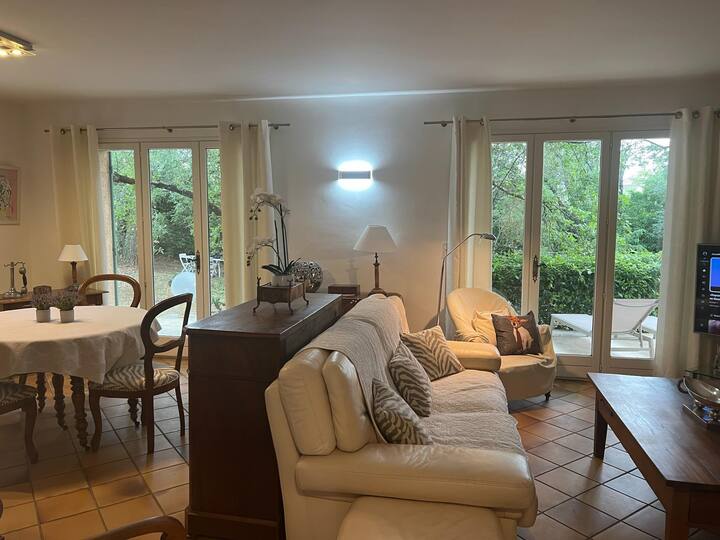 Maison Familiale En Provence Avec Piscine - Draguignan