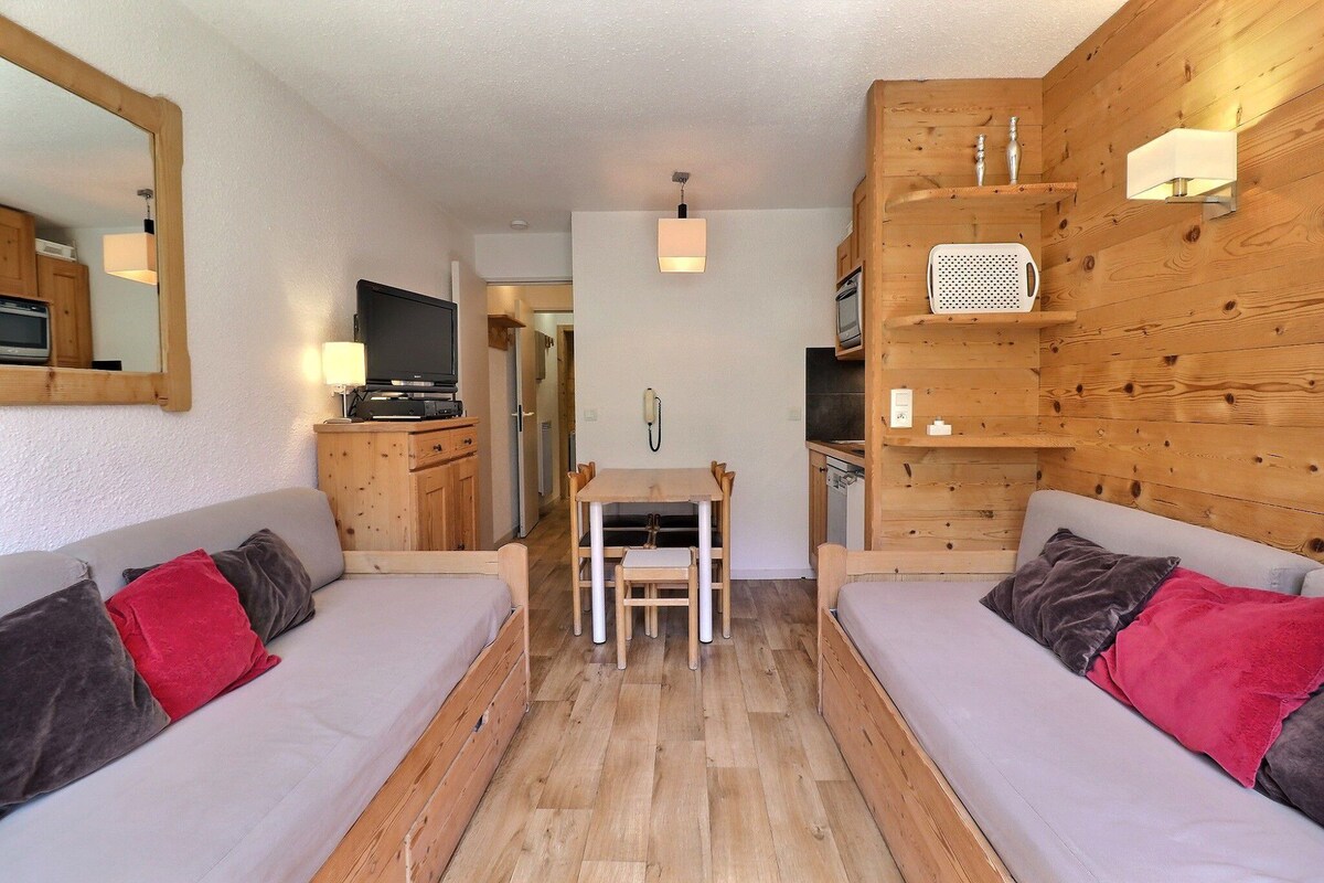 Charmant Studio Cabine 4 Persons - Renovated - Ski - Apartments for ...