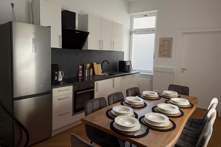 Offenbach 200m2 12 Personen O1 - Frankfurt