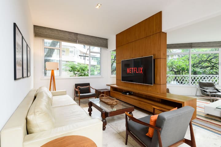 2bdr 330m From Copacabana Beach | Re 253/203 - Rio de Janeiro