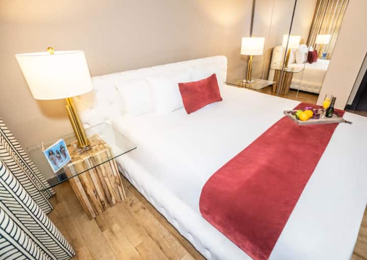Golden Horizon Hideaway | South Beach | 1br - Miami Beach, FL