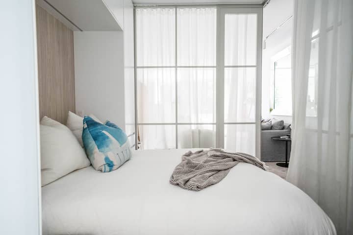 Magnifique On Mcpherson - Coogee