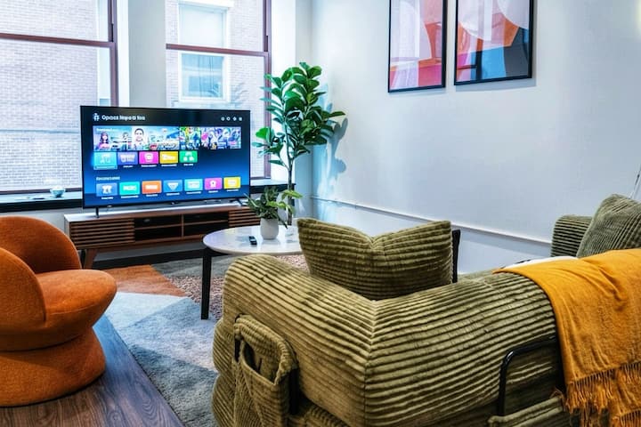 Pittsburgh Pride:2br Downtown Retreat Near Stadium - Pittsburgh, PA