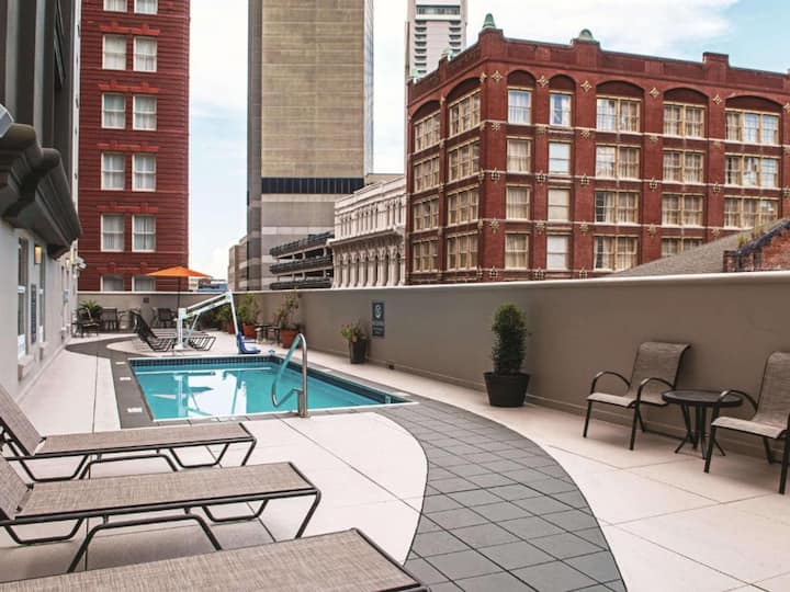 In The Heart Of The Central Business District - New Orleans, LA