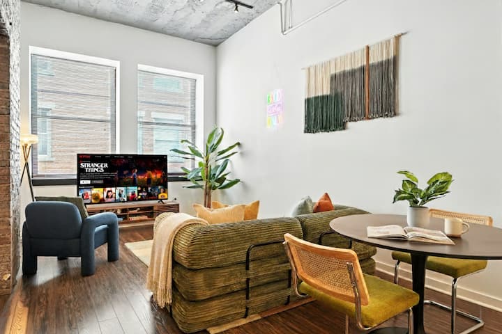 The Penn Escape: 1br Near Acrisure Stadium - Pittsburgh, PA