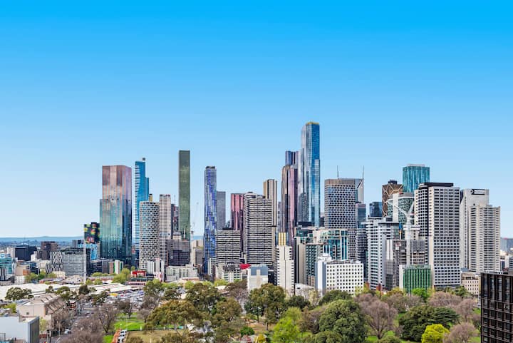 Ultimate City Penthouse With Jaw-dropping Views - St Kilda