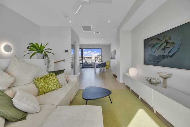 Oceanview Luxury With Dedicated Workspace - Adelaide