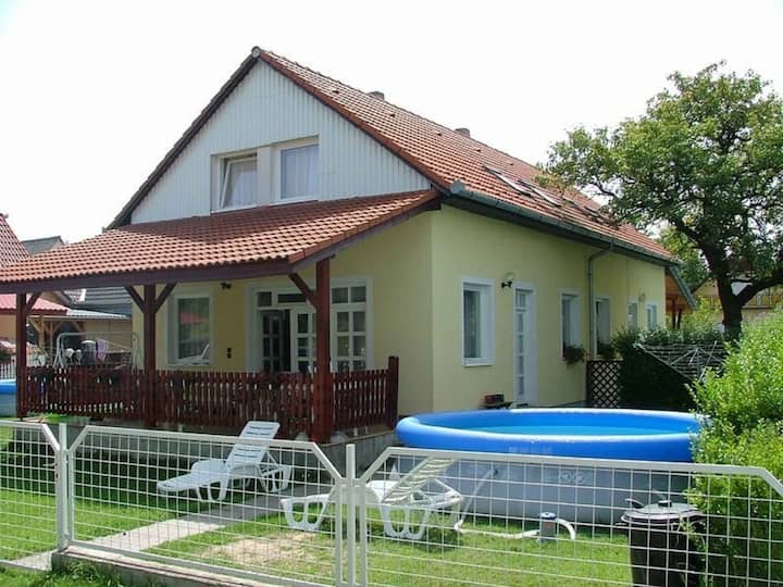 Holiday Home With Pool, Wifi And Air Conditioning - Balaton