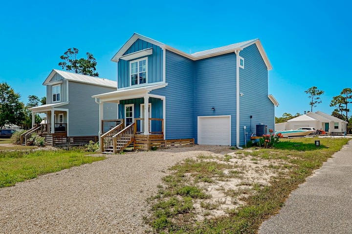 Dog-friendly Home With Wifi & W/d - Carrabelle, FL