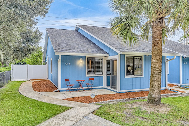 Charming 3br Waterview | Patio | W/d - Palm Coast, FL