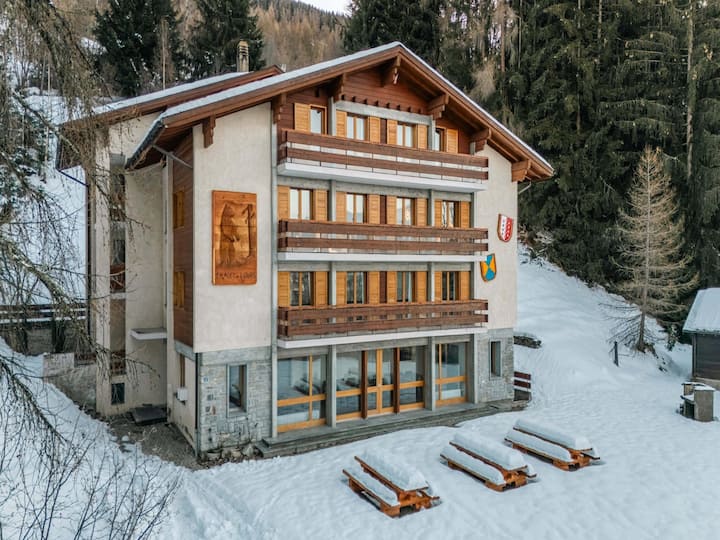 Chalet Avec Vue Imprenable Sur Les Montagnes - Sion