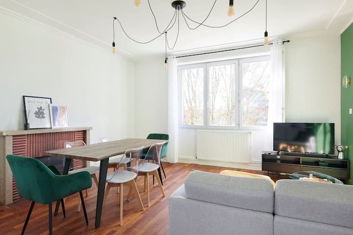 Les Quais, La Gare, La Ville, Le Tout à Pieds - Nantes