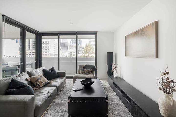 Luxury City Escape Steps From Rac Arena - Perth