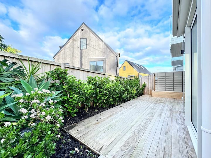 Family Oasis 3br Vs Backyard Near Beach In Torbay - Auckland